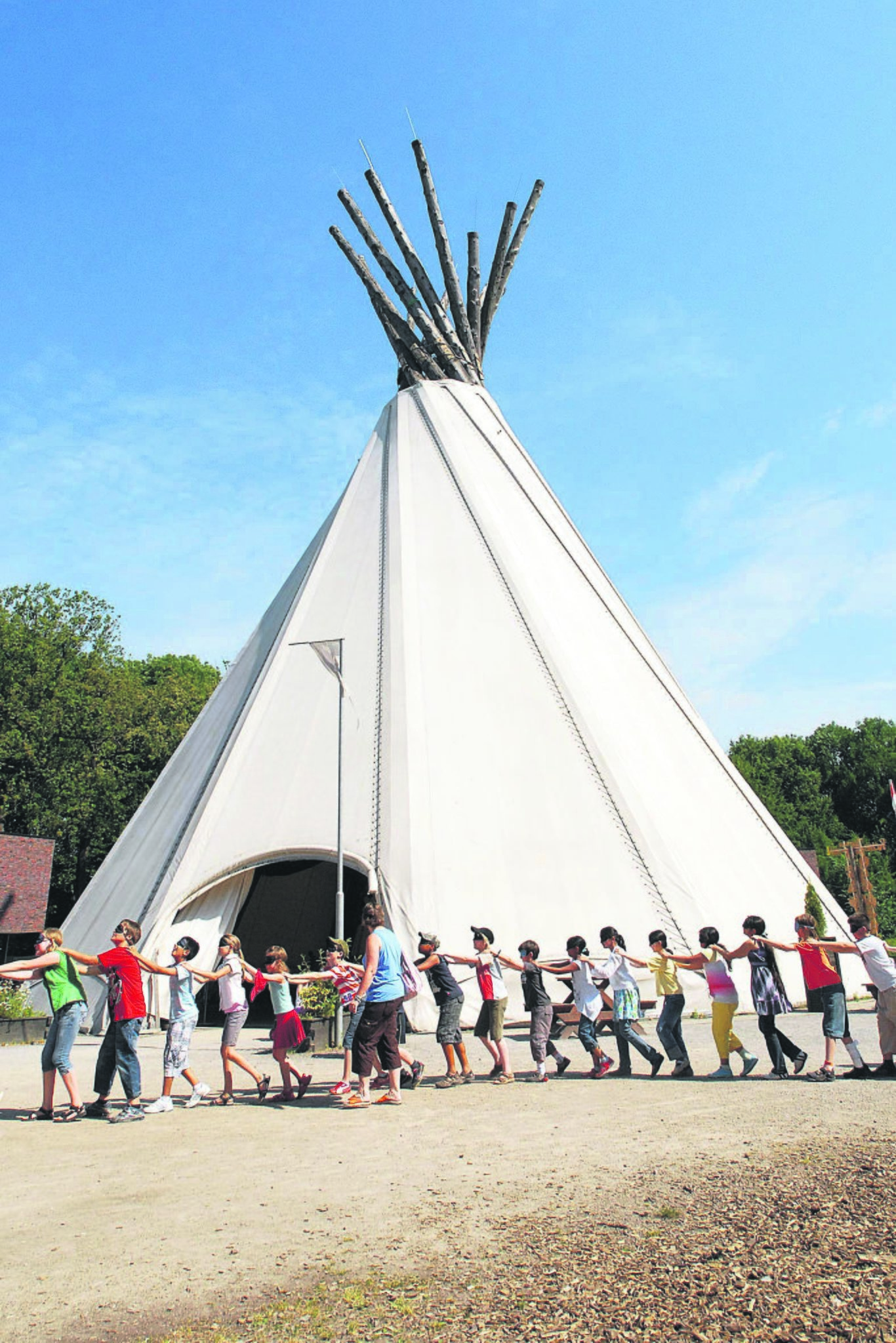 Big Tipi startet in die Outdoor-Saison mit großem Familienfest ...
