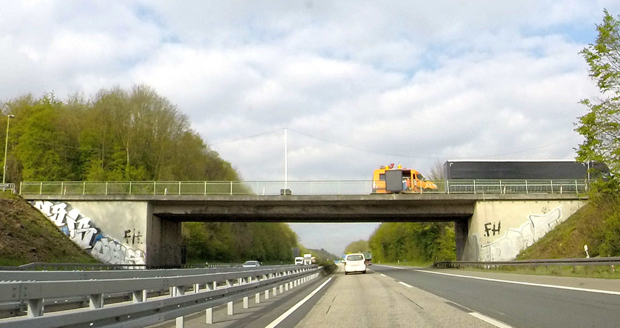 An der A46 bei Hagen wird erste "Lego"-Brücke in NRW gebaut - Hagen