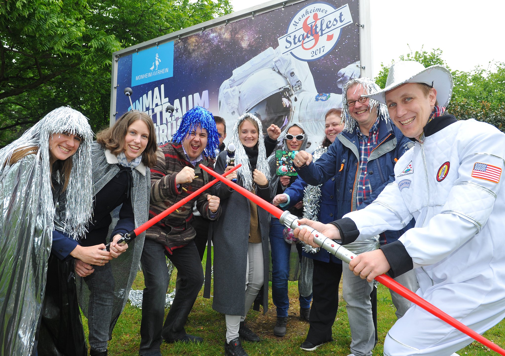 Monheimer Stadtfest: "Einmal Weltraum und zurück" - Monheim am Rhein