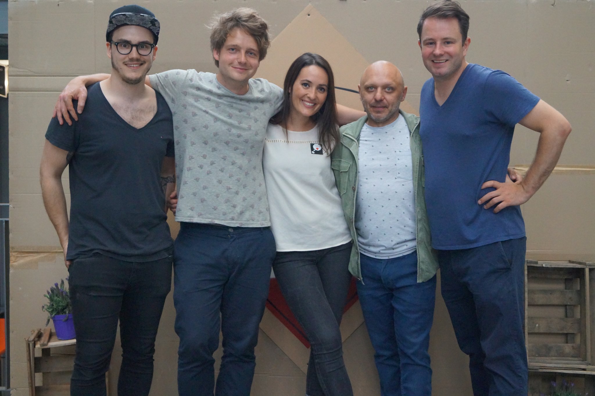 Glück Auf trifft Savoir Vivre - Rotunde Bochum begrüßt Weine vor Freude ...