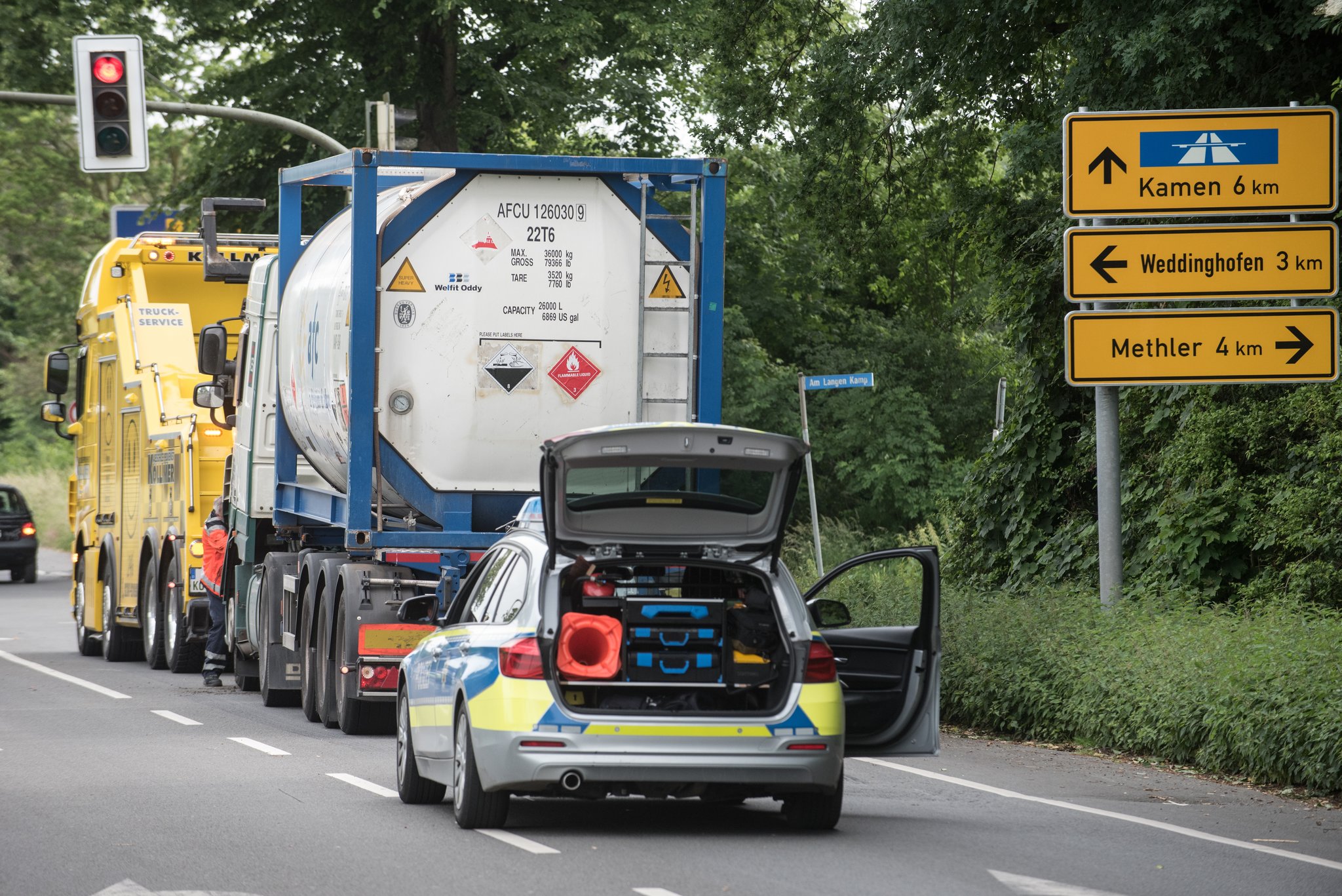LKW Auffahrunfall führt zu Verkehrsstörungen - Kamen