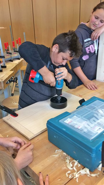 „Beat my Box“ - Schüler der Gesamtschule Erle schreinern sich ihre ...