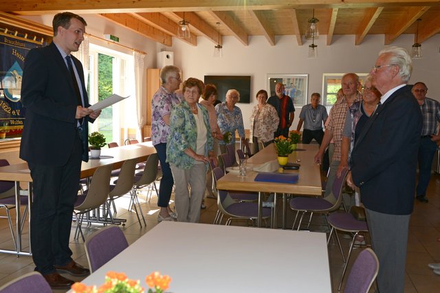 Hans Rademacher erhält die silberne Ehrennadel der Stadt Dorsten - Dorsten