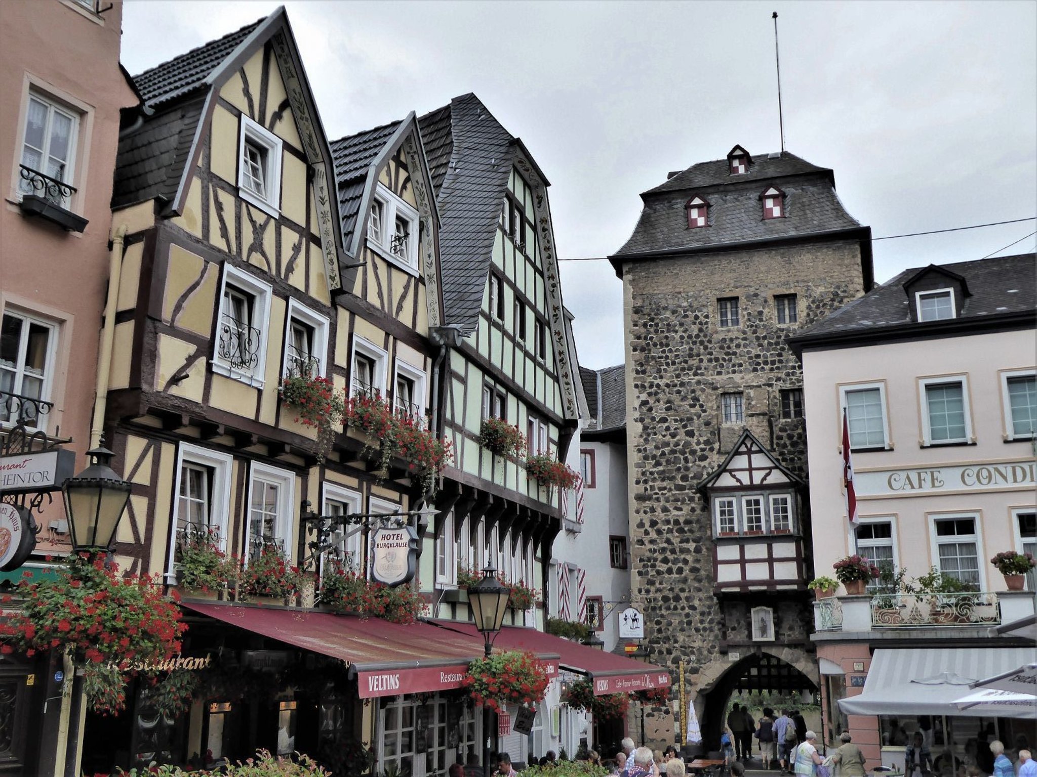 Linz, die bunte Stadt am Rhein - Duisburg