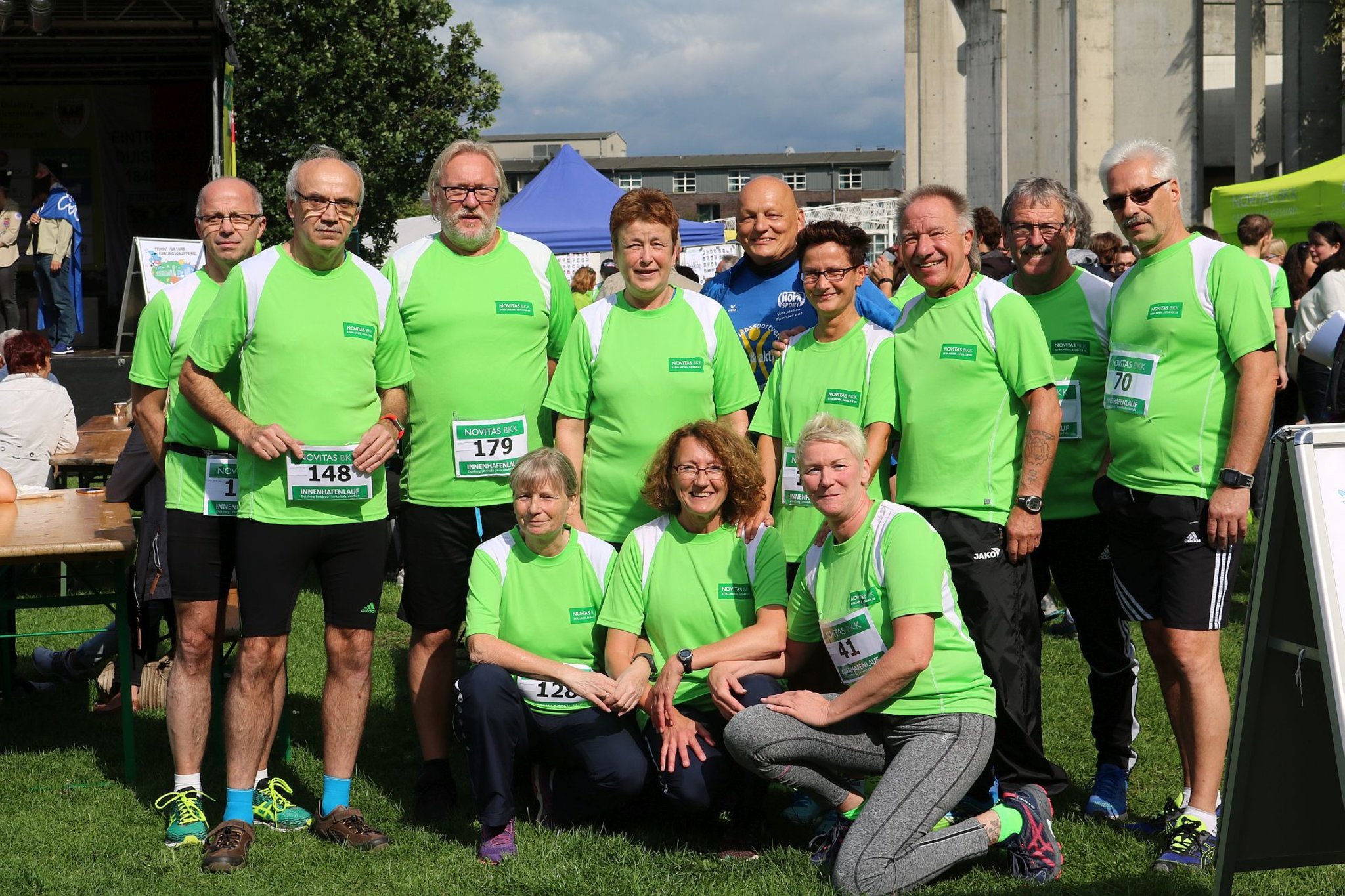Mit einem starken Team vertreten beim NOVITAS BKK-Innenhafenlauf ...
