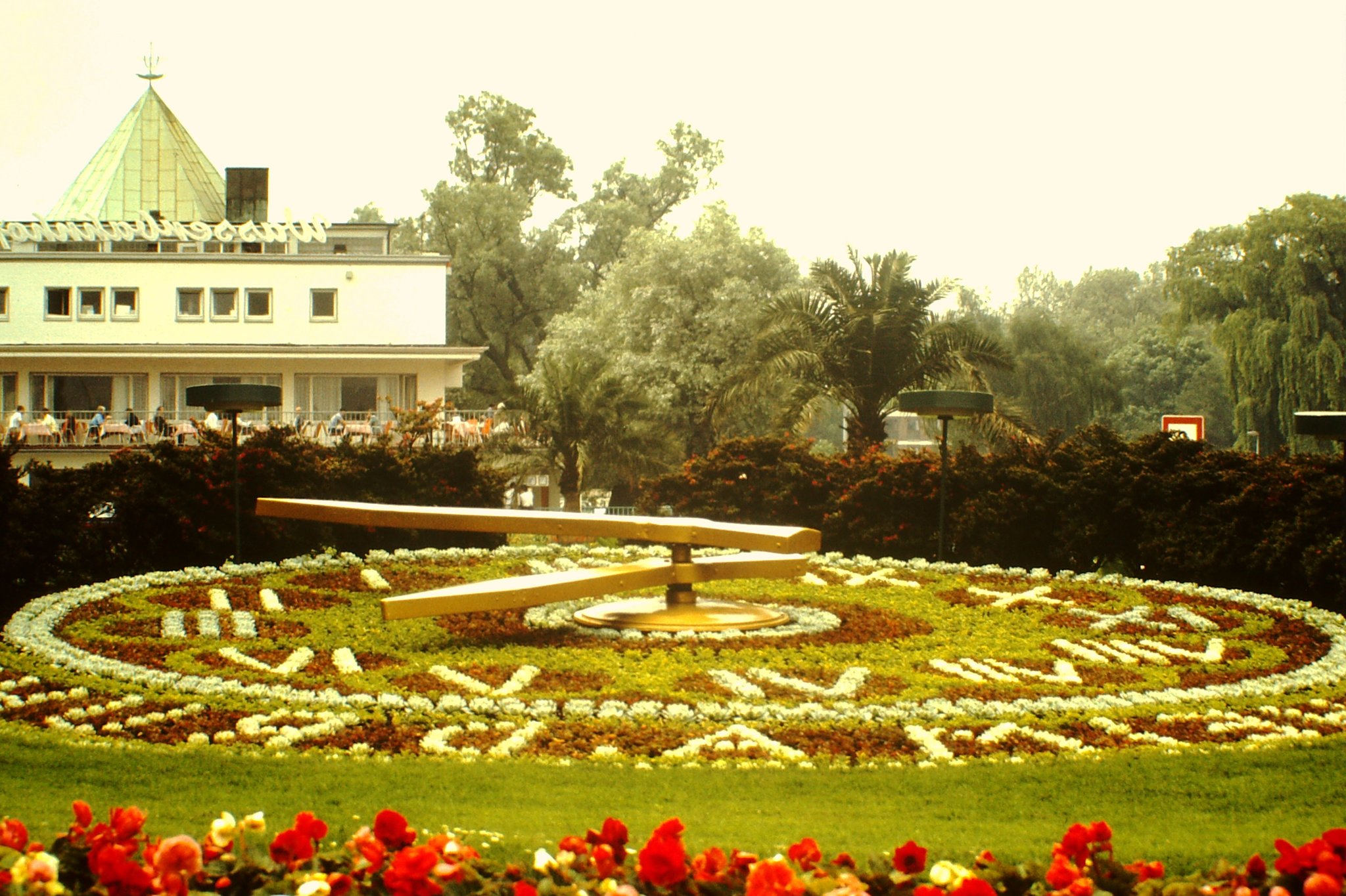 BAMH: Die Blumenuhr darf nicht sterben - Mülheim an der Ruhr