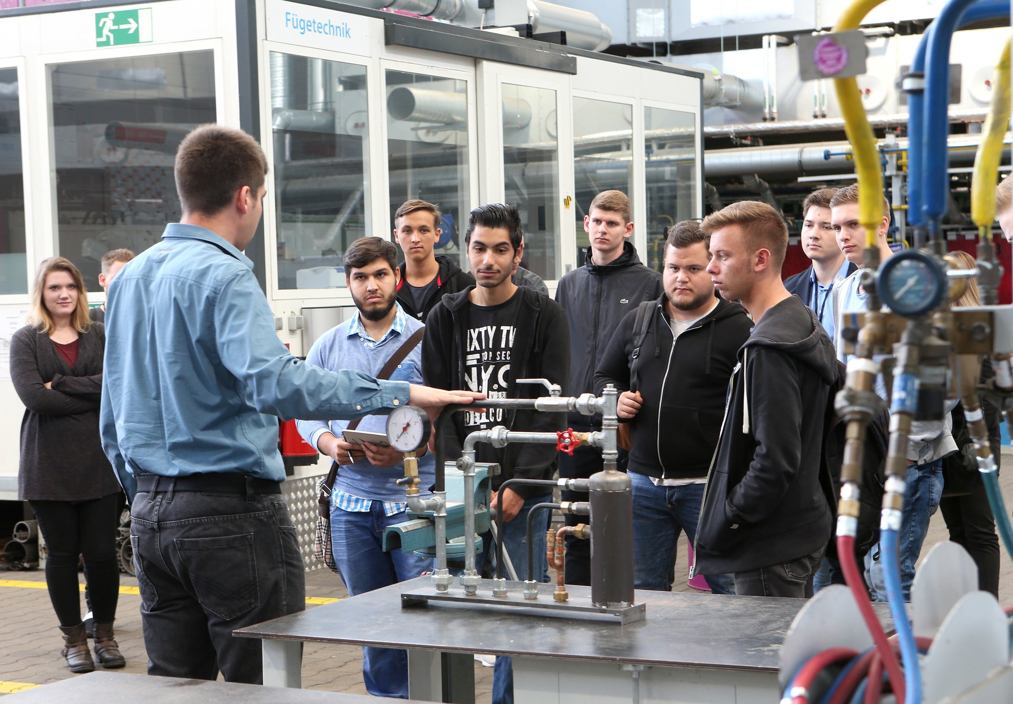 226 junge Menschen begannen Ausbildung im Chemiepark Marl - Marl