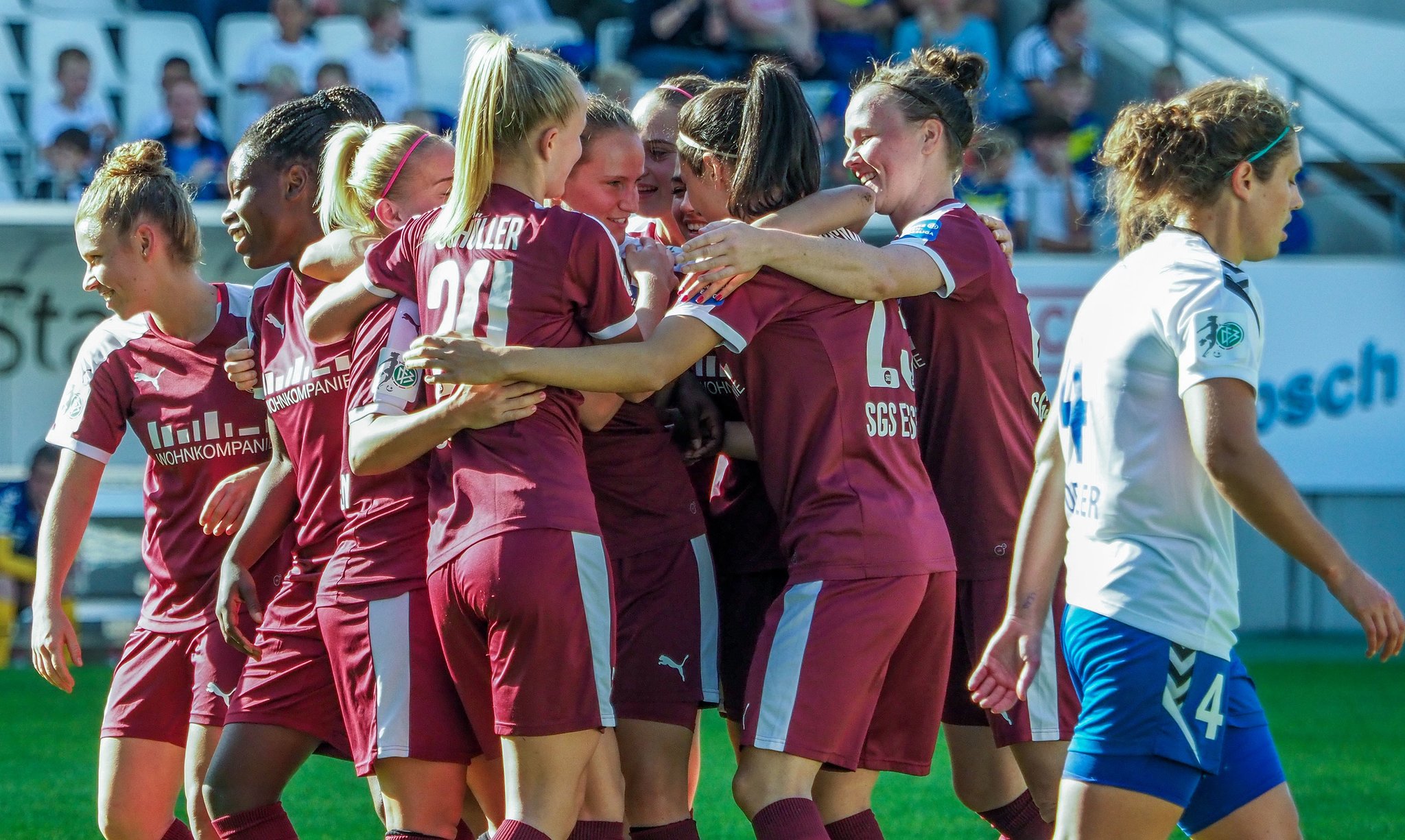SGS Essen fährt mit 6:0-Torspektakel ersten Heimsieg ein - Essen-Borbeck