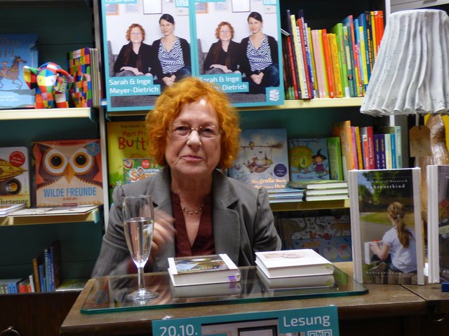 Sarah und Inge Meyer-Dietrich lesen bei Polberg aus ihren neuen Romanen ...