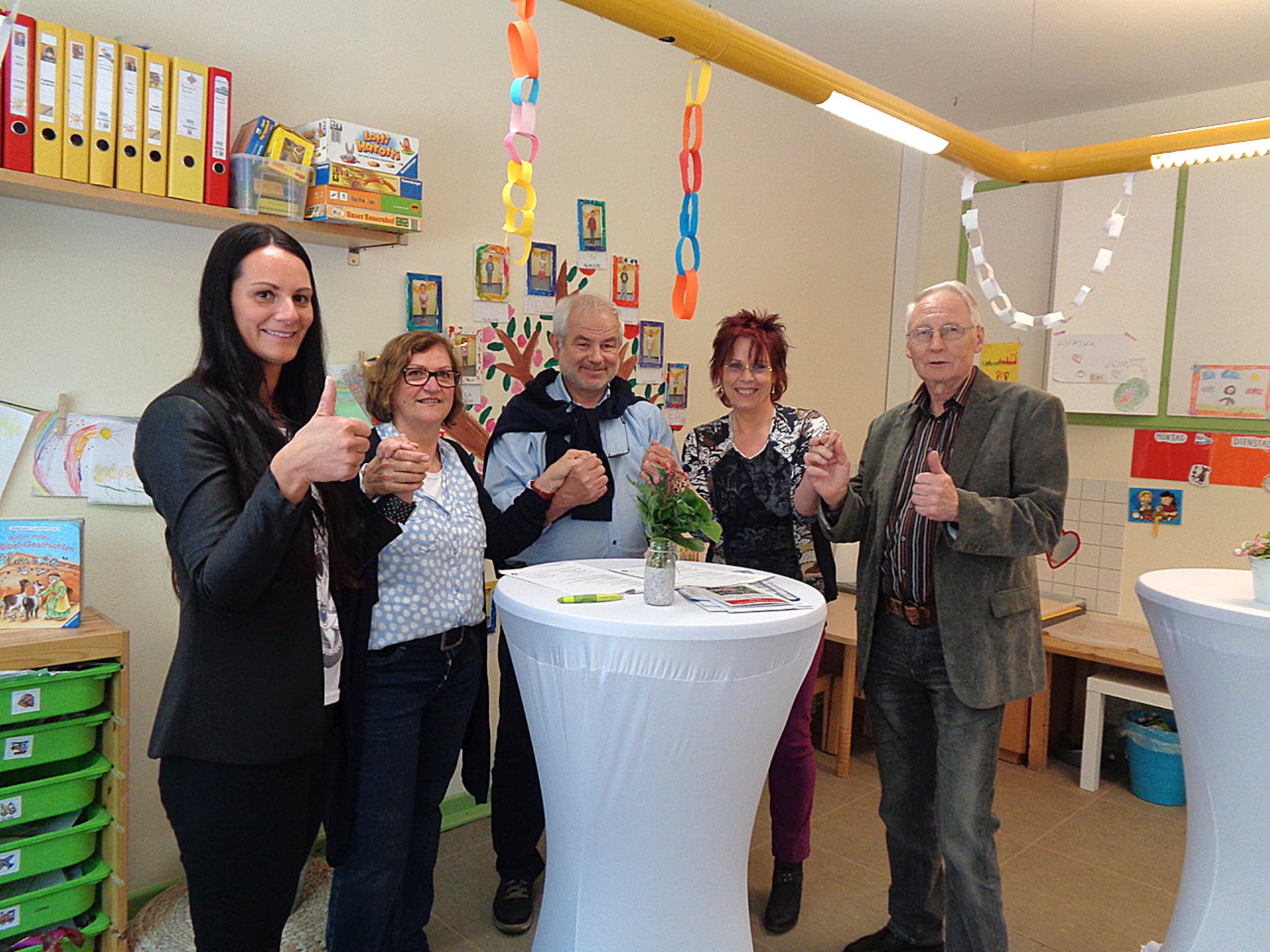 Turnerbund Osterfeld und Kita Entdeckungskiste schließen ...