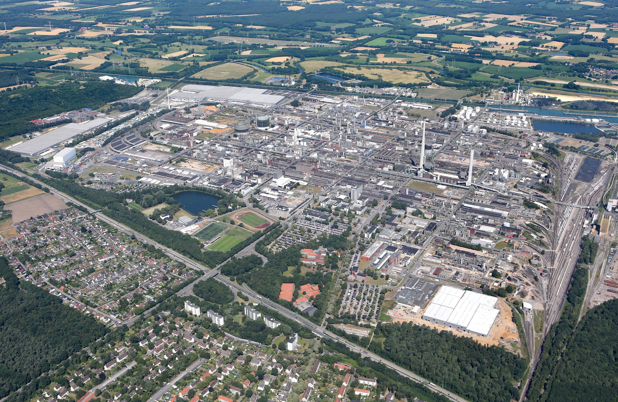 LUFTBILD: DER CHEMIEPARK MARL AUS 3500 METERN HÖHE - Marl