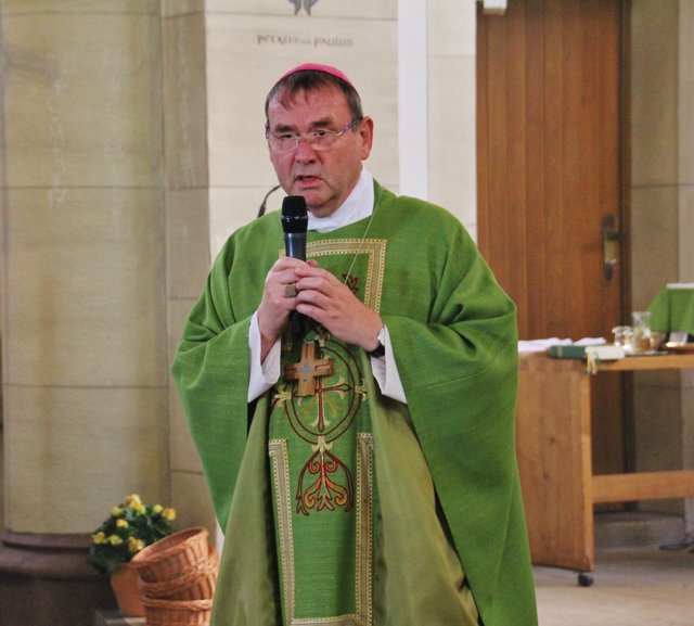 Gemeinde St. Peter und Paul hat einen neuen Chef – Weihbischof Ludger ...