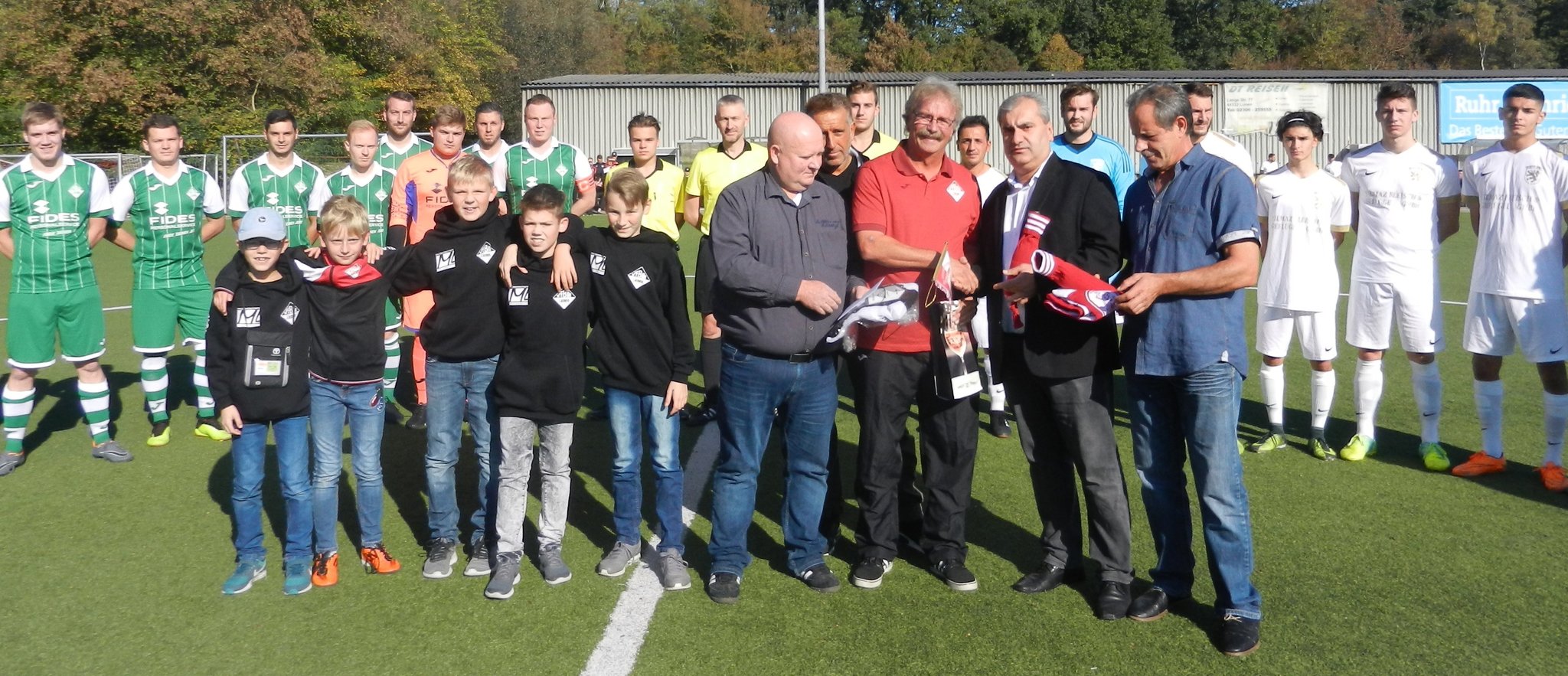 VfB 08 + LSV 45 gratulieren Tapken zum 60. - Lünen