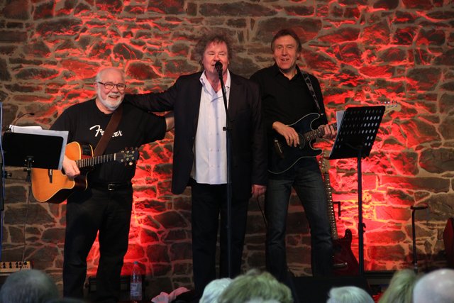 Klassiker der Rockgeschichte in Menden: Trio Rockato - "Prof. Endres ...