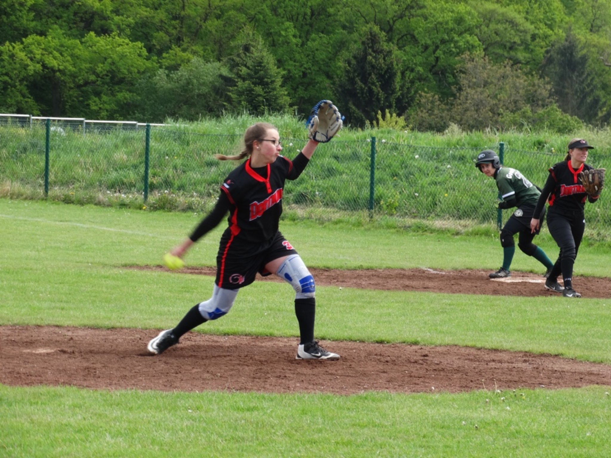 Softball: Damen starten mit Split in die neue Saison: Guter Start in ...