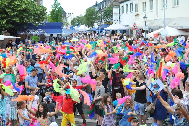 Monheim feiert das 10. Stadtfest: Drei Tage Freiluftfete - Monheim am Rhein