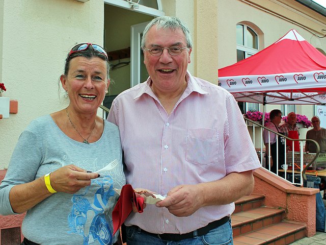 AWO Ortsverein Unna Massen: Jubilare und 100 Jahre Menschlichkeit im ...