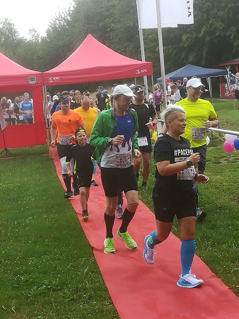 Birgit Jahn vom TC Kray war dabei: Ballon-Ultralauf 100 Meilen Sommer ...