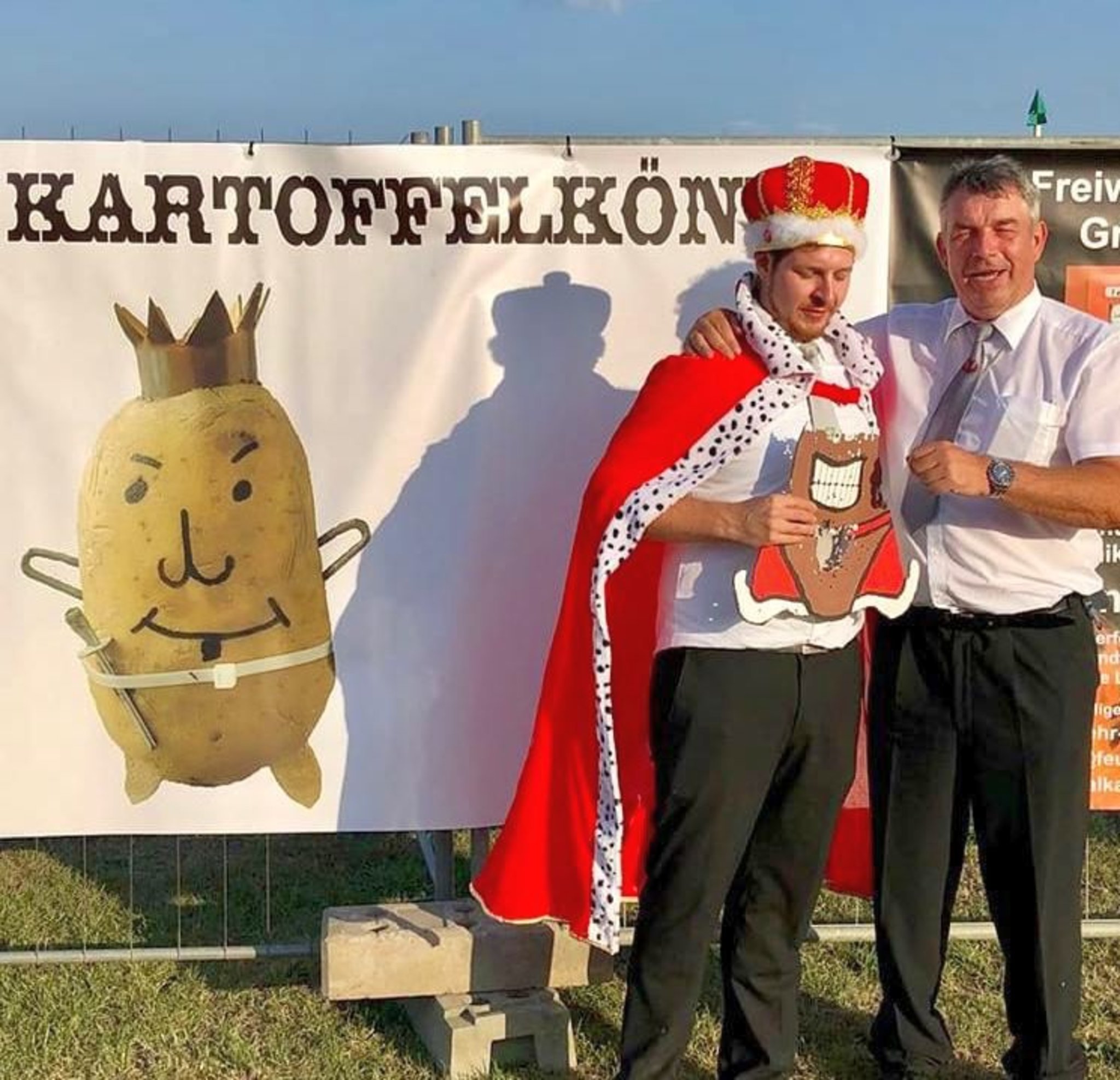 Nach alter Kirmes-Tradition ...: Wer wird Kartoffelkönig in Grieth am ...