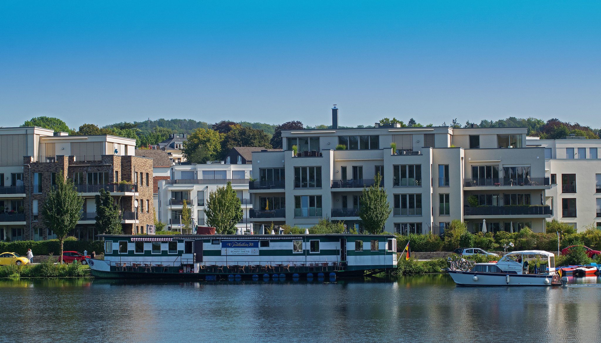 das schöne Kettwig an der Ruhr: Kettwig verändert sich aber die Thetis ...