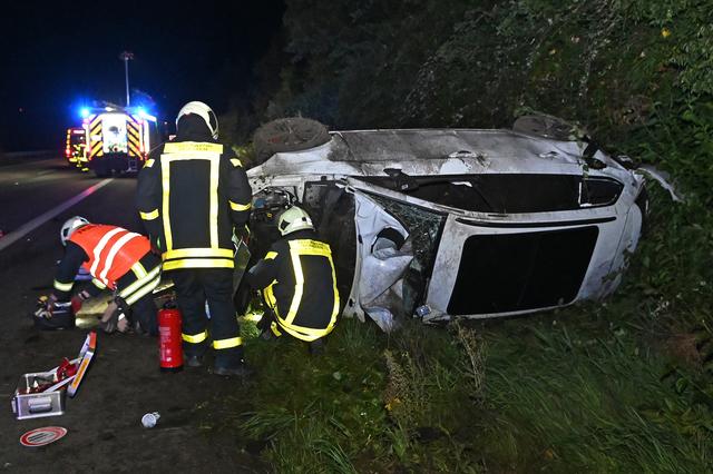 Dramatischer Unfall bei Dorsten: Motorradfahrer und Sozia sterben auf der A31 - Dorsten