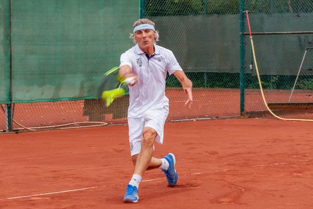 Showdown in Gahmen: Die Tennis-Mannschaft vom TC Idstein ist Deutscher ...