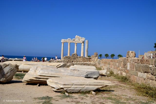 Urlaub in der Türkei: Ausflug in die Stadt Side (Altstadt) mit dem ...