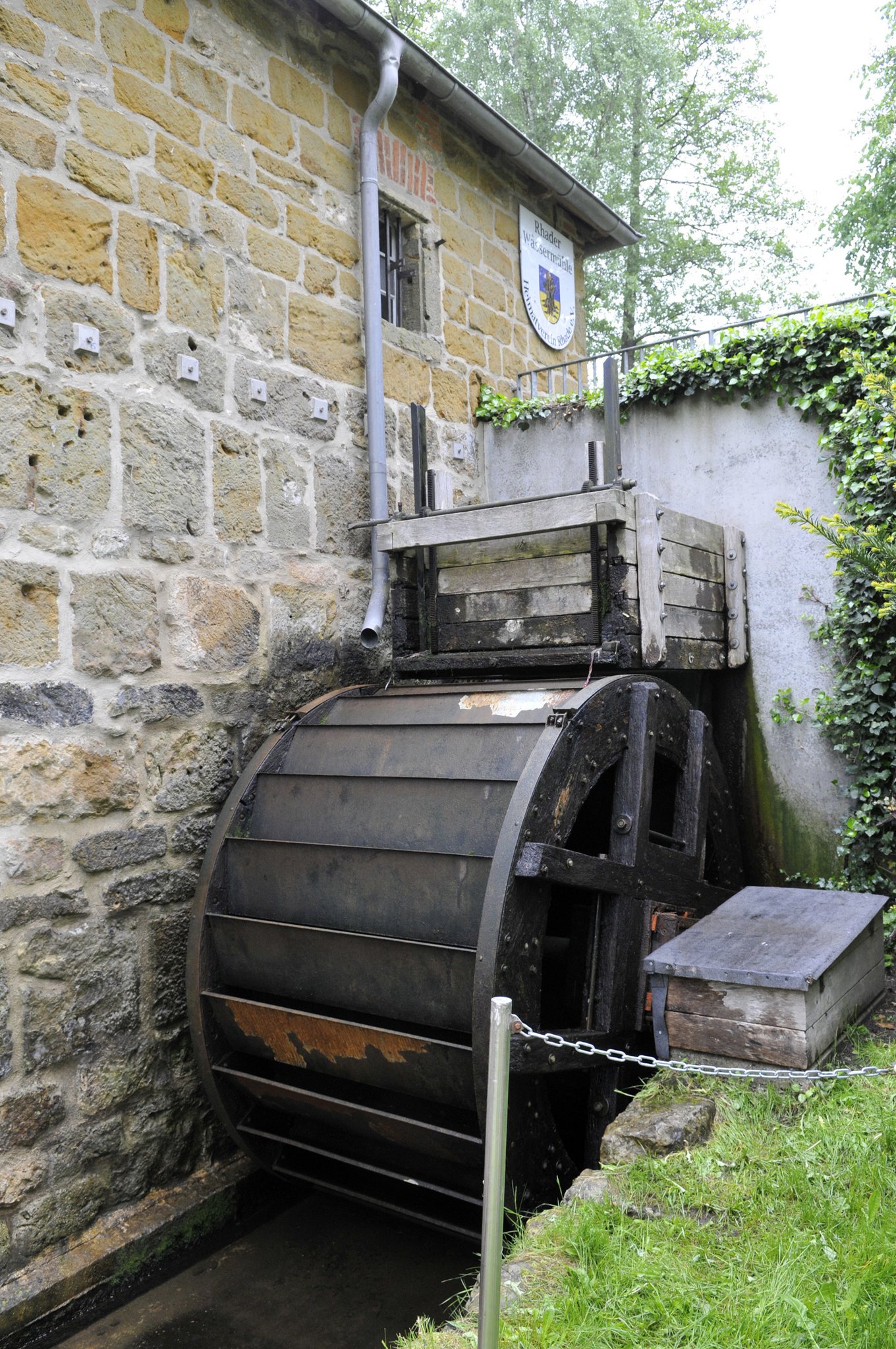 Start an der Rhader Wassermühle: Wanderung des Heimatvereins Rhade ...