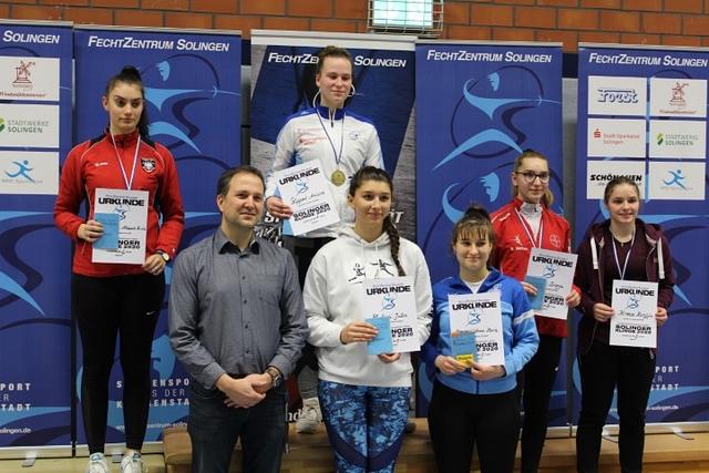 Degen-Turnier: Ariane Rippert gewinnt die "Solinger Klinge" - Hilden