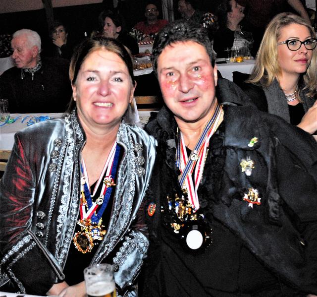 PRINZENKÜRUNG SERM TEIL 2 mit großer Fotostrecke: Prinz Micha I ...