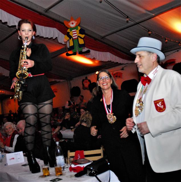 PRINZENKÜRUNG SERM TEIL 2 mit großer Fotostrecke: Prinz Micha I ...