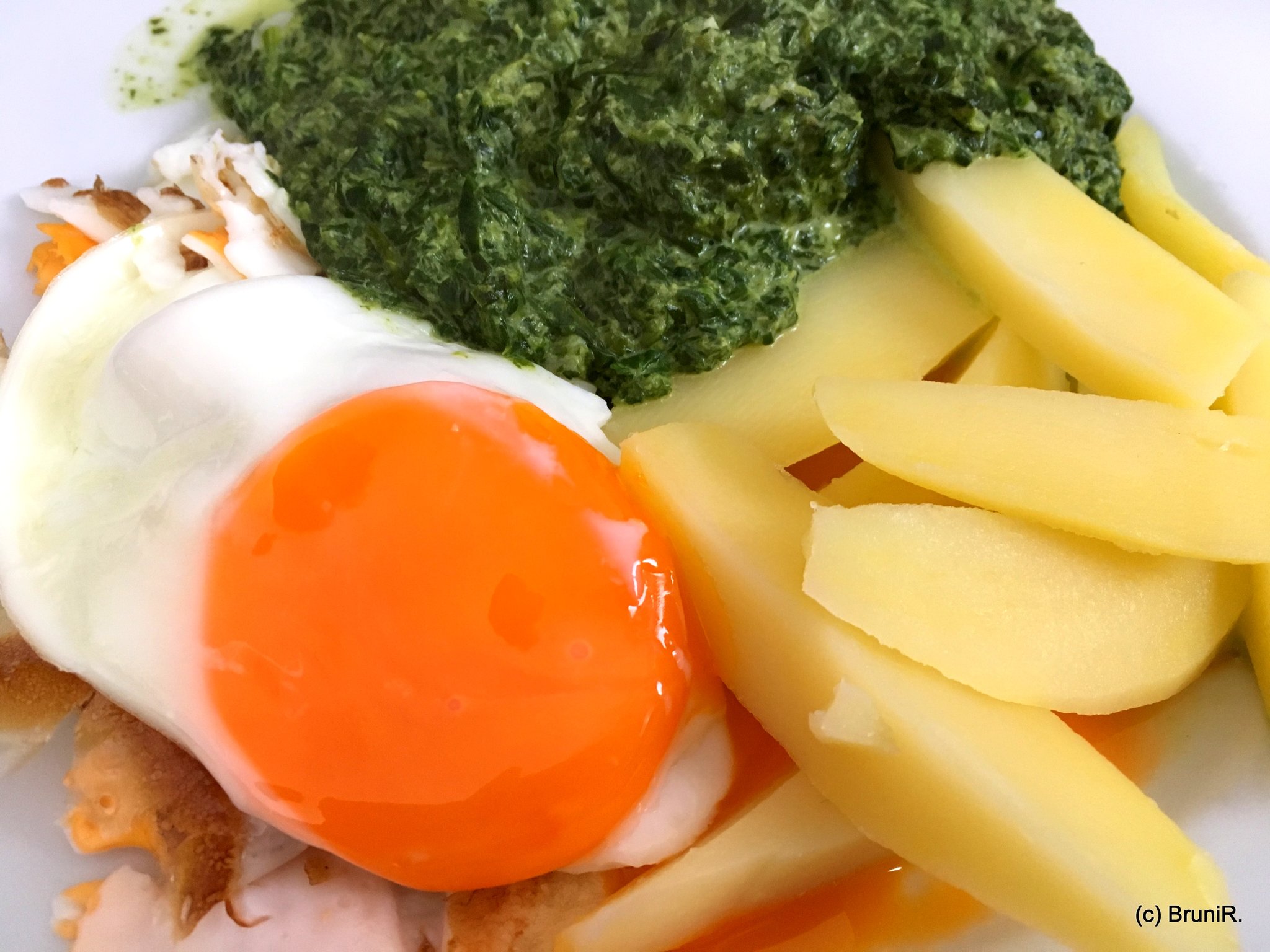 Etwas Lustiges trotz Corona: LORIOT - Die Sache mit dem Frühstücksei ...