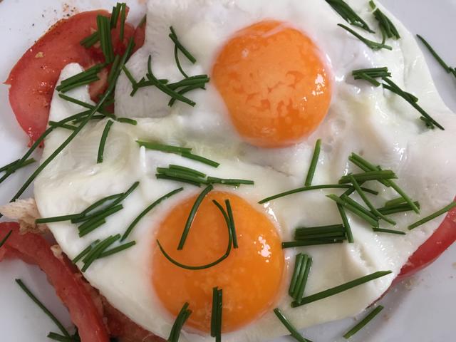 Etwas Lustiges trotz Corona: LORIOT - Die Sache mit dem Frühstücksei ...