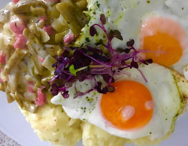 Etwas Lustiges trotz Corona: LORIOT - Die Sache mit dem Frühstücksei ...