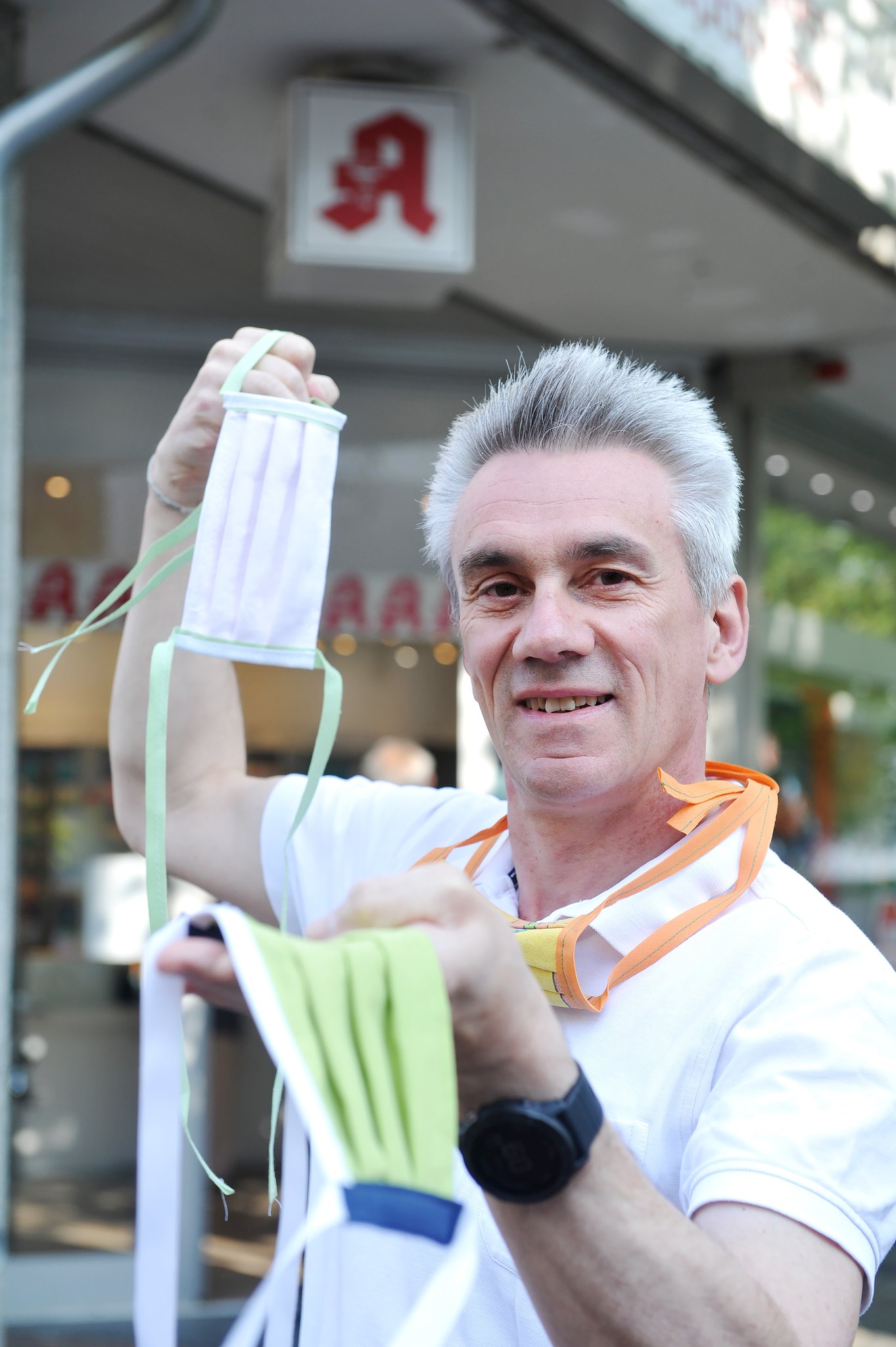 Apotheker Dr. Jürgen Wunderlich gibt Erklärungen und Tipps ...