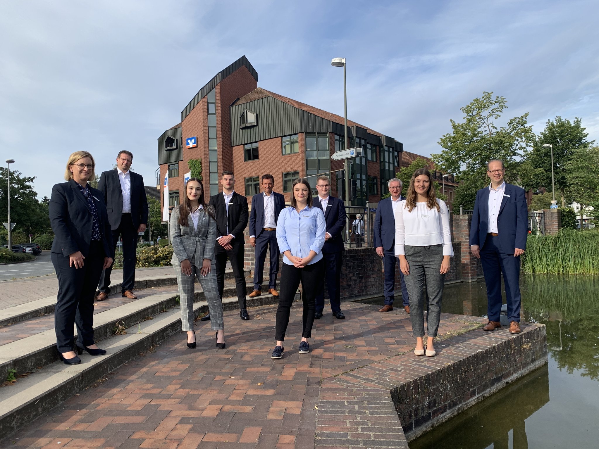 Der erste Schritt auf dem Weg zum beruflichen Erfolg: Fünf neue ...