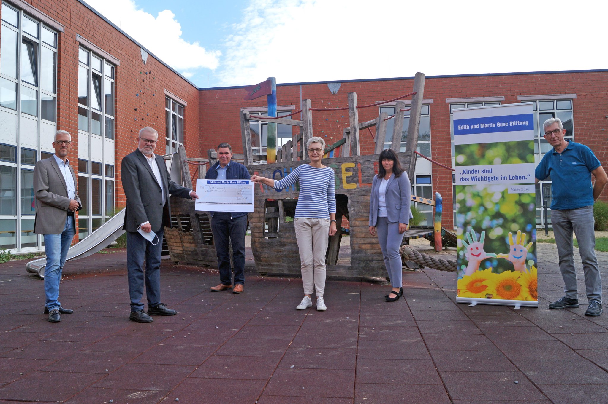 Spende für Förderzentrum: Edith-und-Martin-Guse-Stiftung finanziert ...