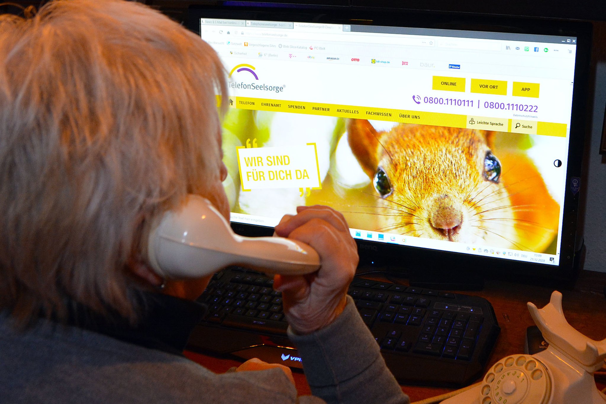 Der Jahreswechsel bedeutet für die Telefonseelsorge am Niederrhein mehr ...