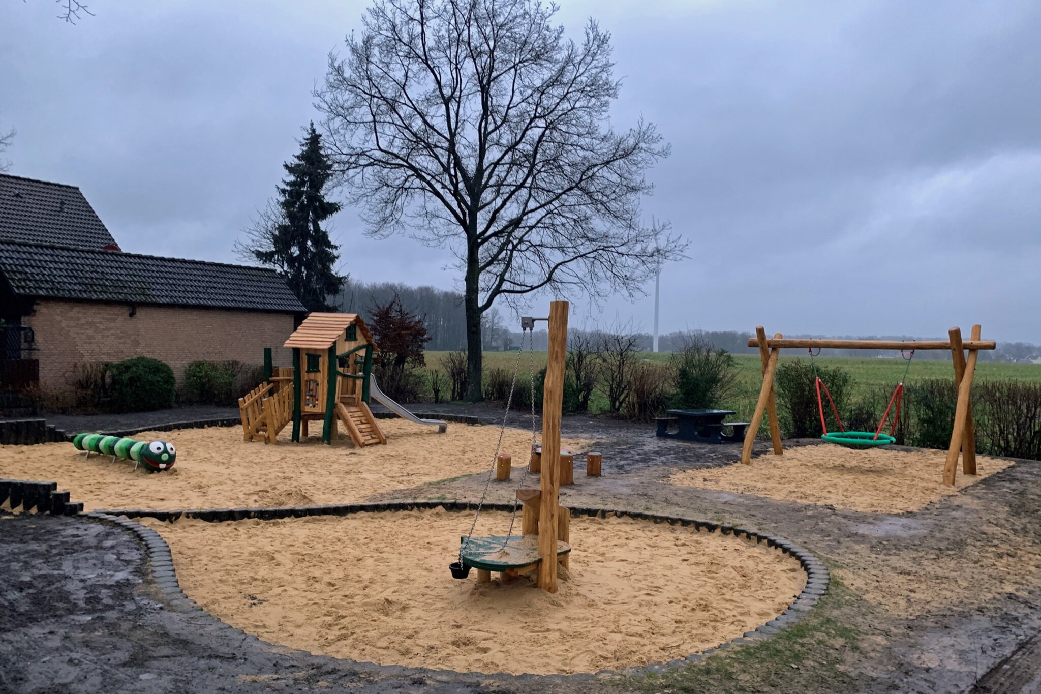Spielplatz an der Friedlandstraße in Herten ist fertig umgebaut: Neue ...