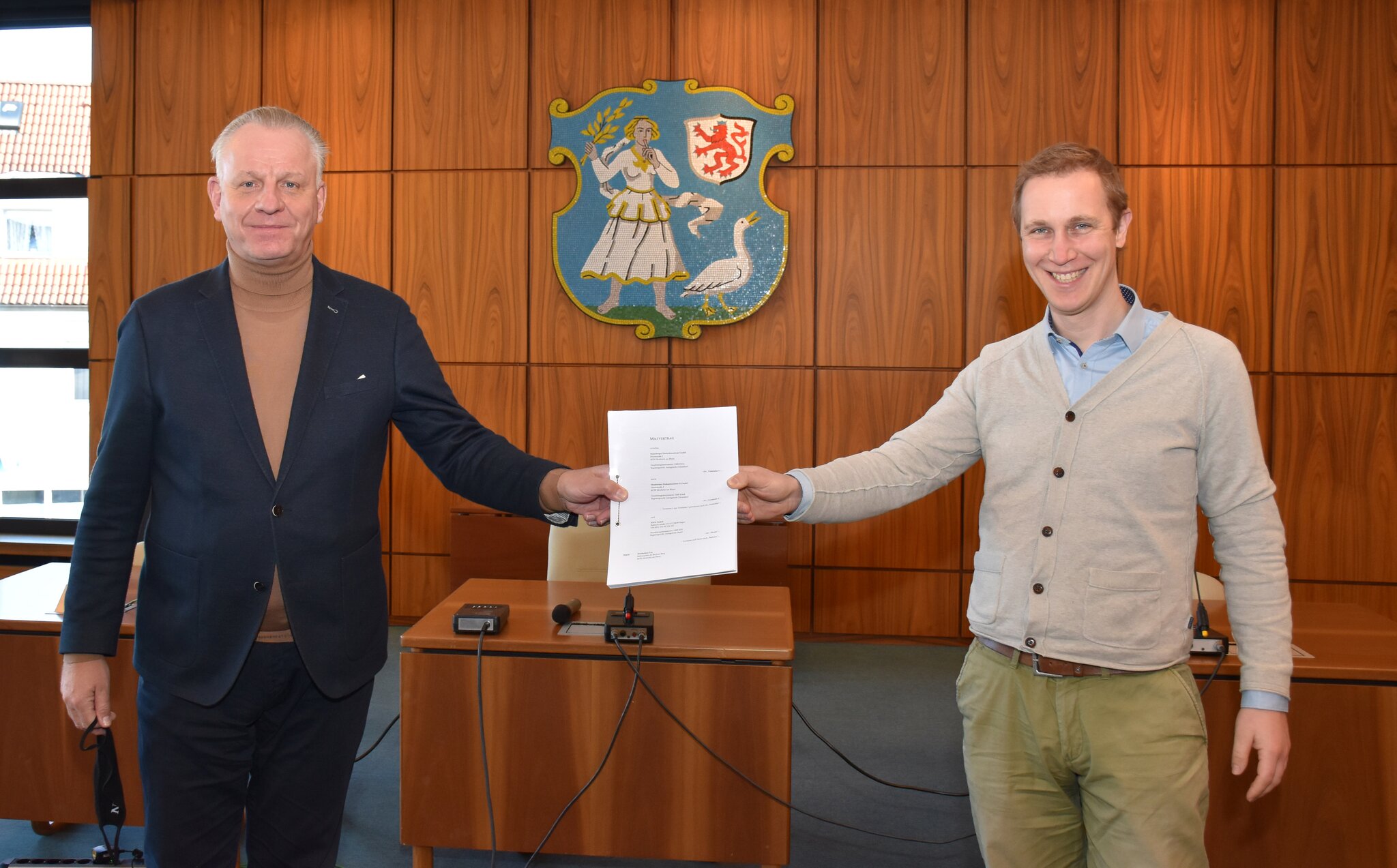 Neuer Hauptmieter unterschreibt: Mehr Mode im Monheimer Tor - Monheim ...