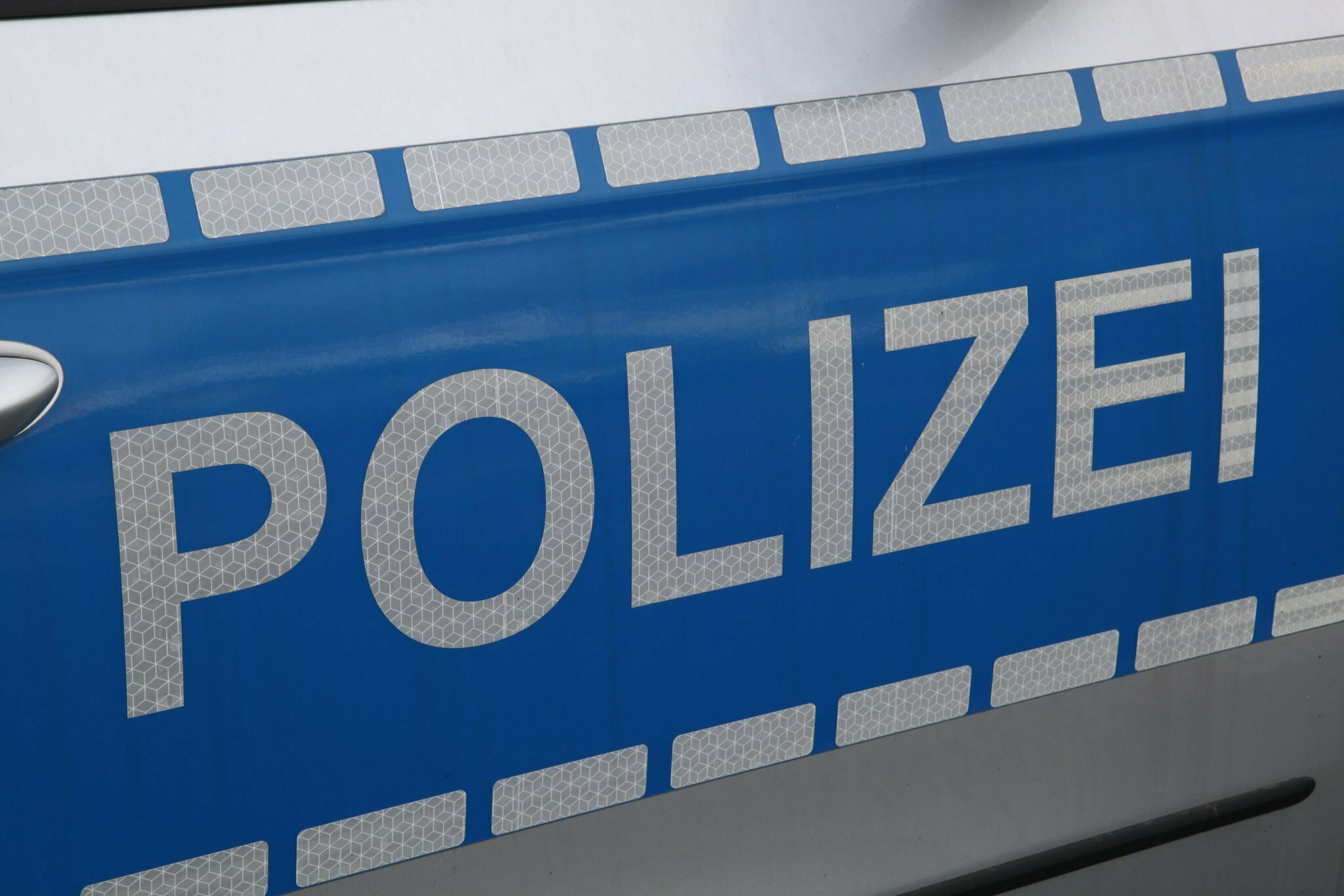 Nach Brandstiftung In Der Marina R nthe Belohnung F r Sachdienliche