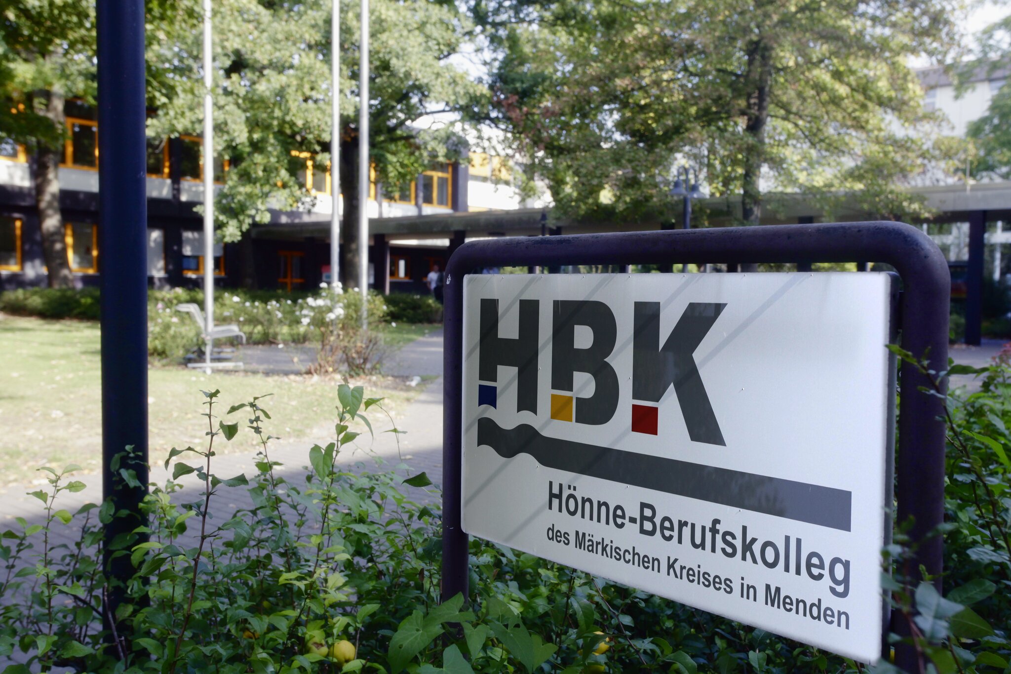 Hönne-Berufskolleg Menden nach dem Hochwasser im Juli: Wasserschäden in ...