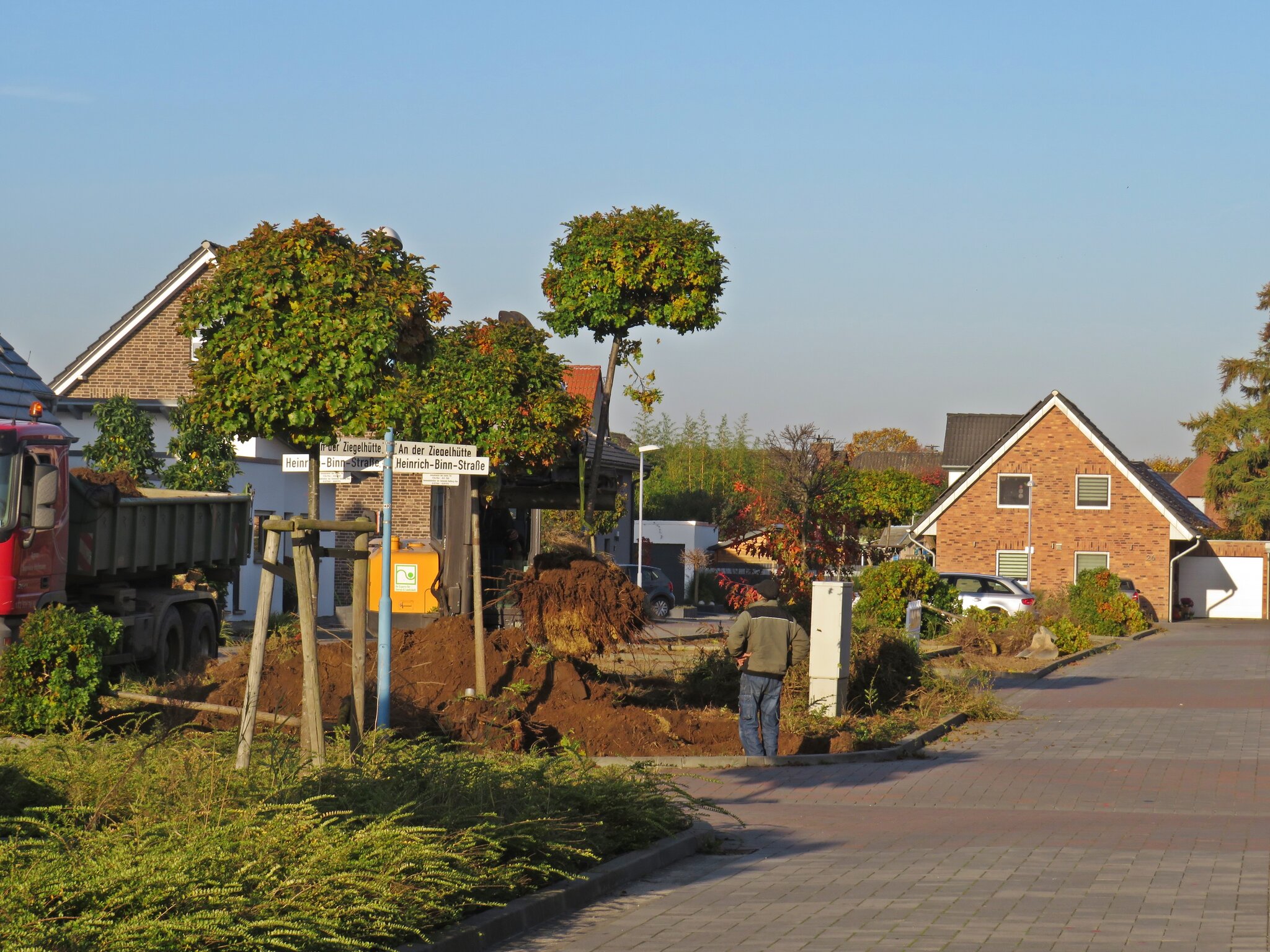Bedburg-Hau: Ziegelhütte wird grüner - Bedburg-Hau