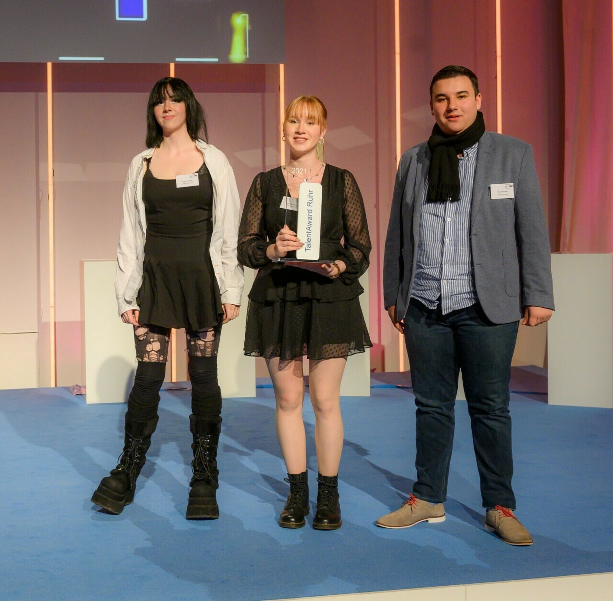 Auszeichnung für ehrenamtliche engagierte Jugendliche mit dem ...