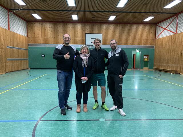 Sportlich Botschaft mit Strahlkraft: SG TuRa Altendorf grüßt mit ...