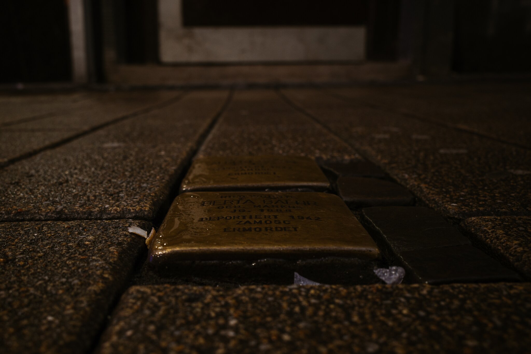 Stolpersteine NRW - Gegen das Vergessen: WDR App führt zu Stolpersteinen in NRW - Essen
