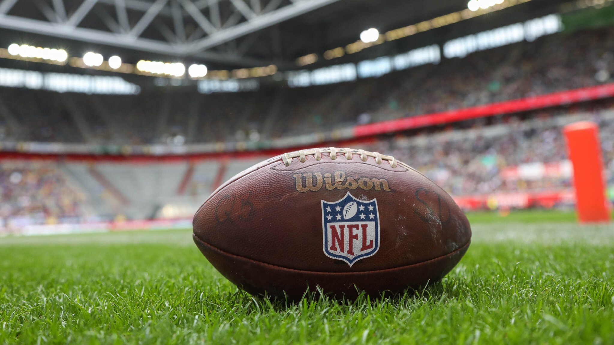 American Football in Deutschland: NFL strebt Kooperation mit Düsseldorf ...