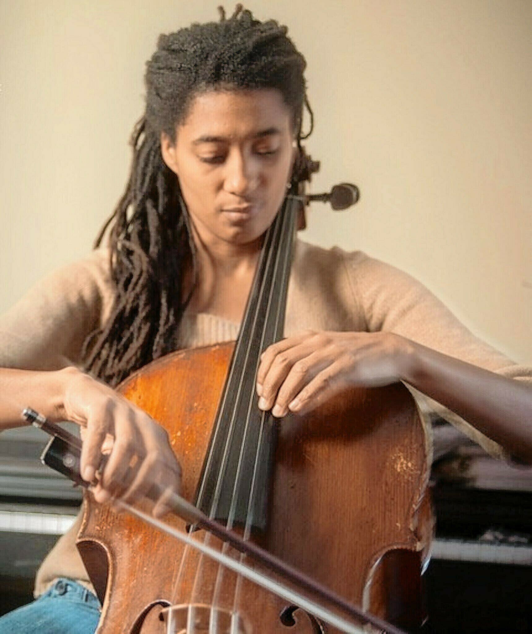 Moers - Konzerte von Tomeka Reid: Du spieltest Cello... - Moers