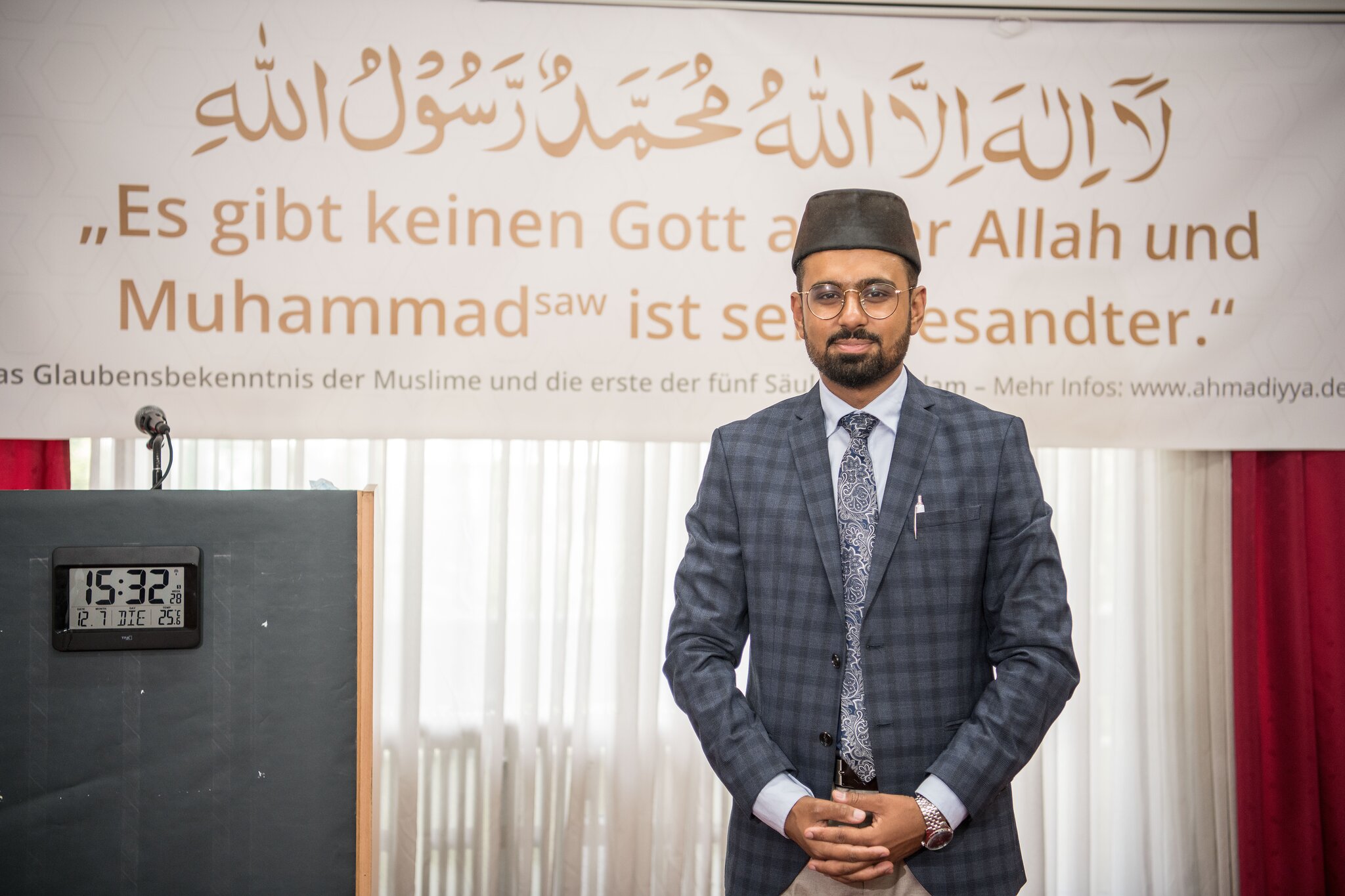 Sohaib Nasir ist Theologe der Ahmadiyya Gemeinde: Mülheims neuer Imam ist Iserlohner - Mülheim ...