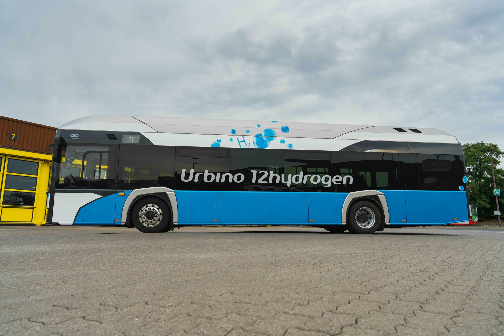 DVG testet weiteren Wasserstoffbus: Emissionsfreie Mobilität der ...